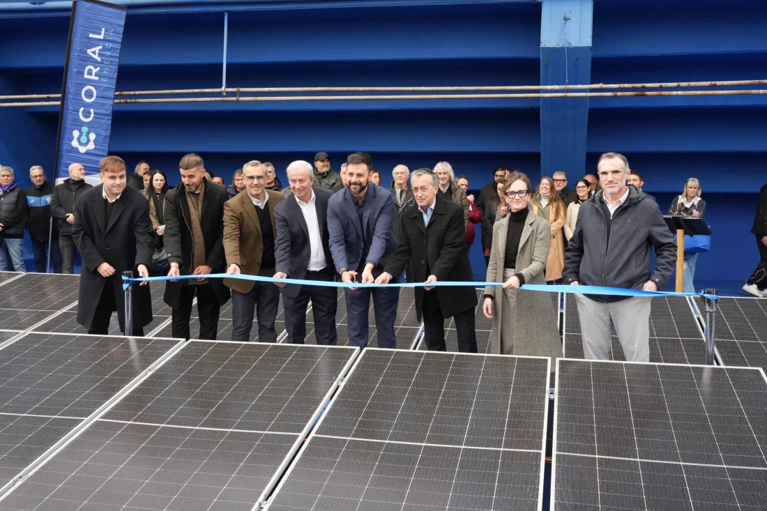 Nuevo parque solar del Club Vélez Sarsfield: Coral Energía colocó 210 ...